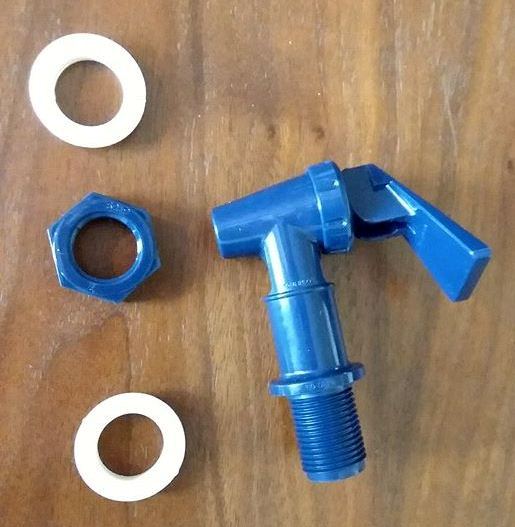 How to Attach a Faucet to a Bucket – Super Easy! | The Homestead Wife